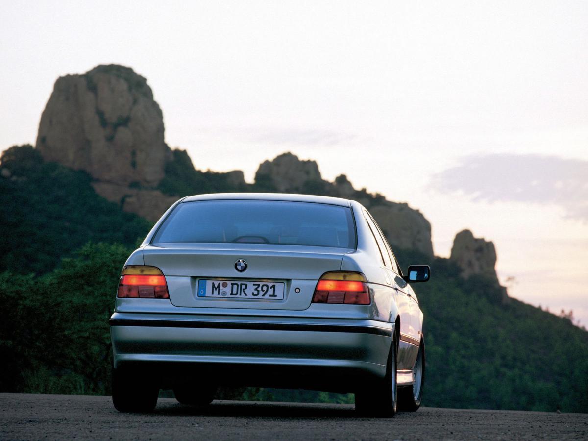 BMW 5 Series (E39) 525 tds (143 Hp)
